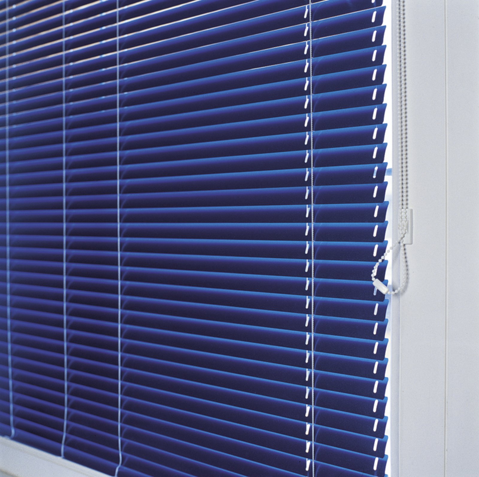 Horizontálne žalúzie | Žalúzie na plastové okná | Kžalúzie.sk